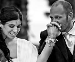 Foto degli sposi seduti - Francesco Mosca Fotografo - Francesco Mosca ...